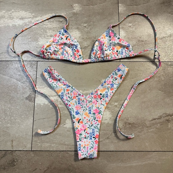 Kulani Kinis | Swim | Kulani Kinis Bikini Set In Bambi | Poshmark